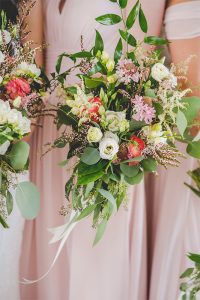 Rustic & Whimsical – https://mynarcissus.com